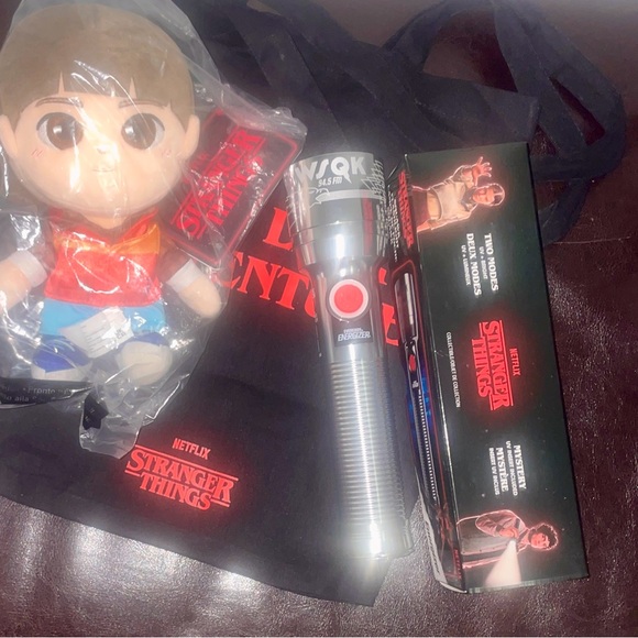 Stranger Things | Accessories | Stranger Things Flashlight Metallic ...